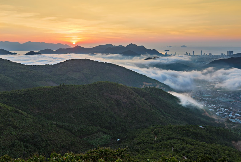 Nha Trang city view point - ExoTrails: Khám phá