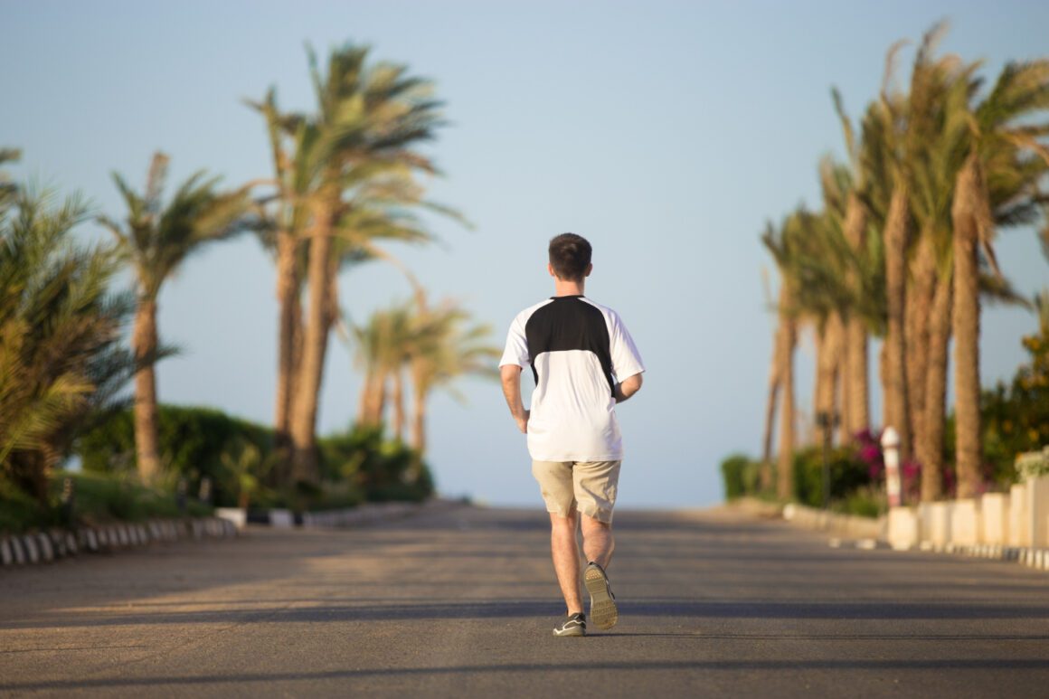 Beginner Running Plan: 9 Essential Tips to Start and Stay Motivated