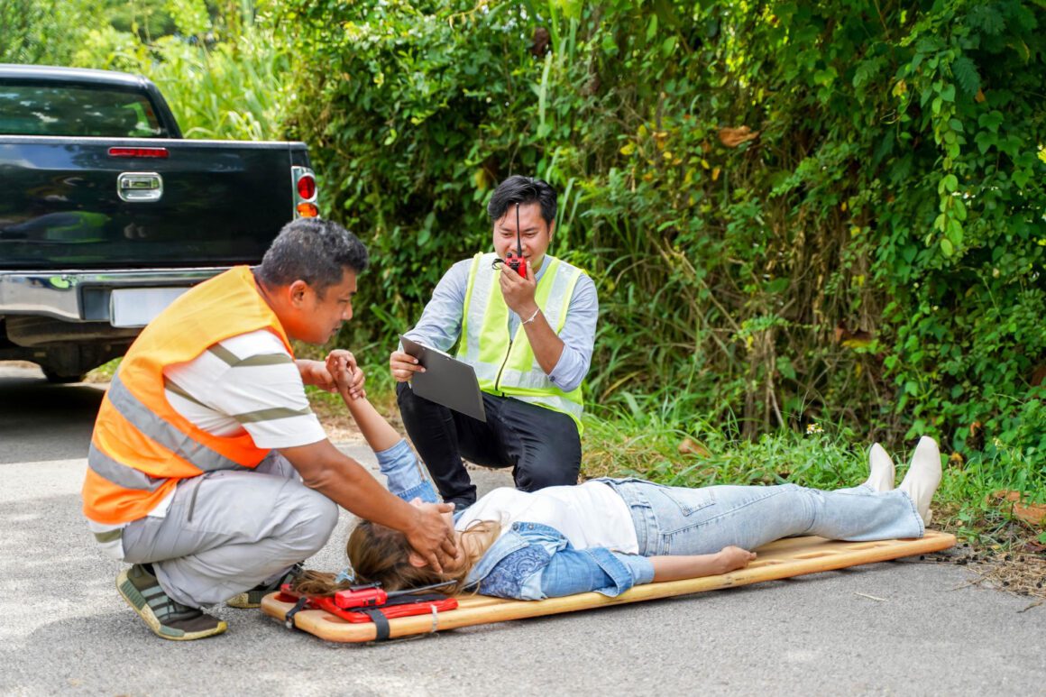 First Aid for Beginners: Protect Yourself and Others