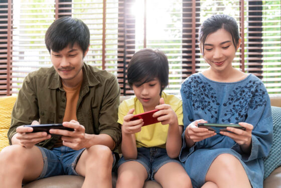 From Screen Time to Green Time: Simple Family Activities to Reduce ...
