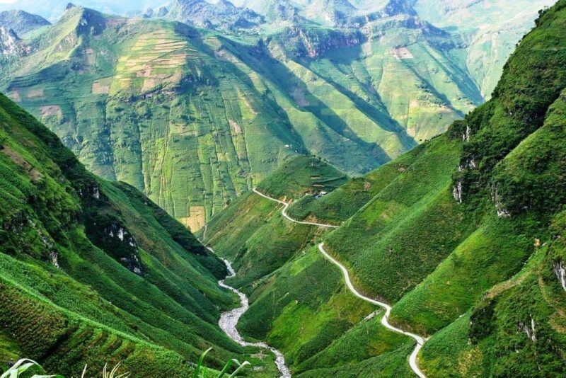 Exploring the Mysterious Vietnam Tepui Plateaus: A Journey to Nature’s ...